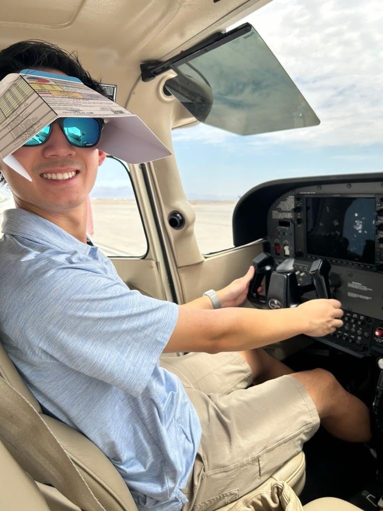 Snapklik.com : Crystal Pilot IFR Hood/View Limiting Device