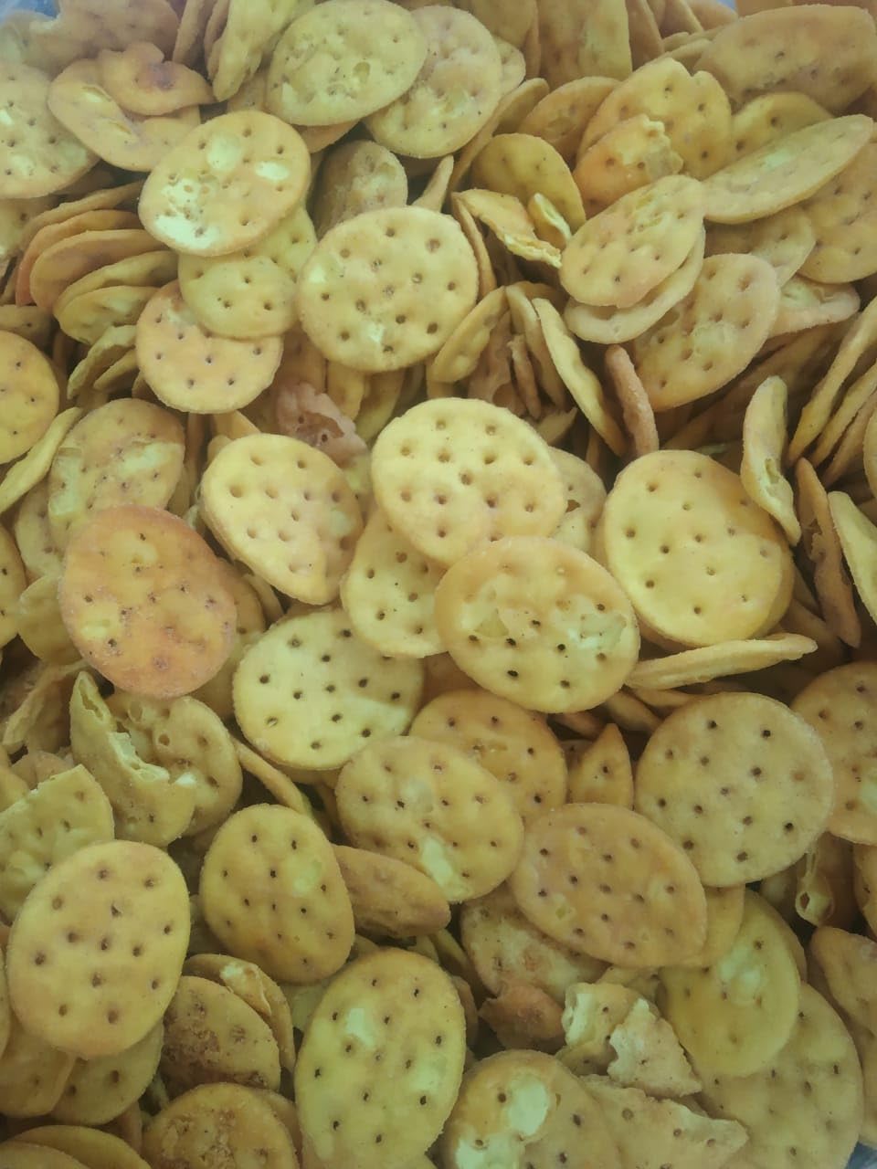 Chi Snacks Rosated homemade Mung Daal Chips free from oil and additives ...
