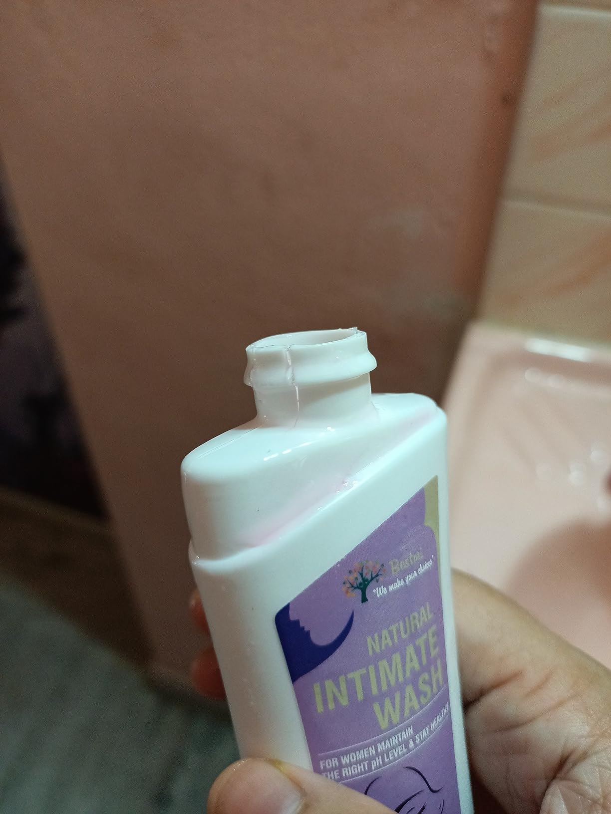 Buy BESTMI Natural Intimate Wash for Women | Enriched with Tea Tree Oil ...