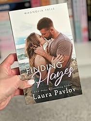 Amazon.com: Finding Hayes (Magnolia Falls, 5): 9781649378927: Pavlov, Laura: Books