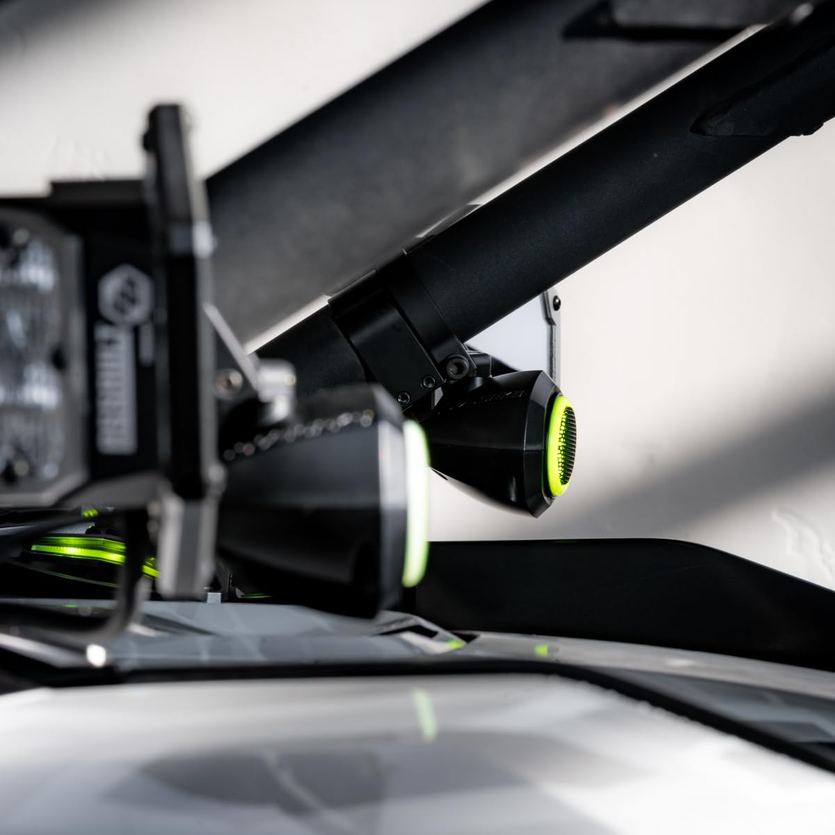 Utv Tweeters SSV Works Universal Tweeter Pods - RGB Cage Mount Speakers ...