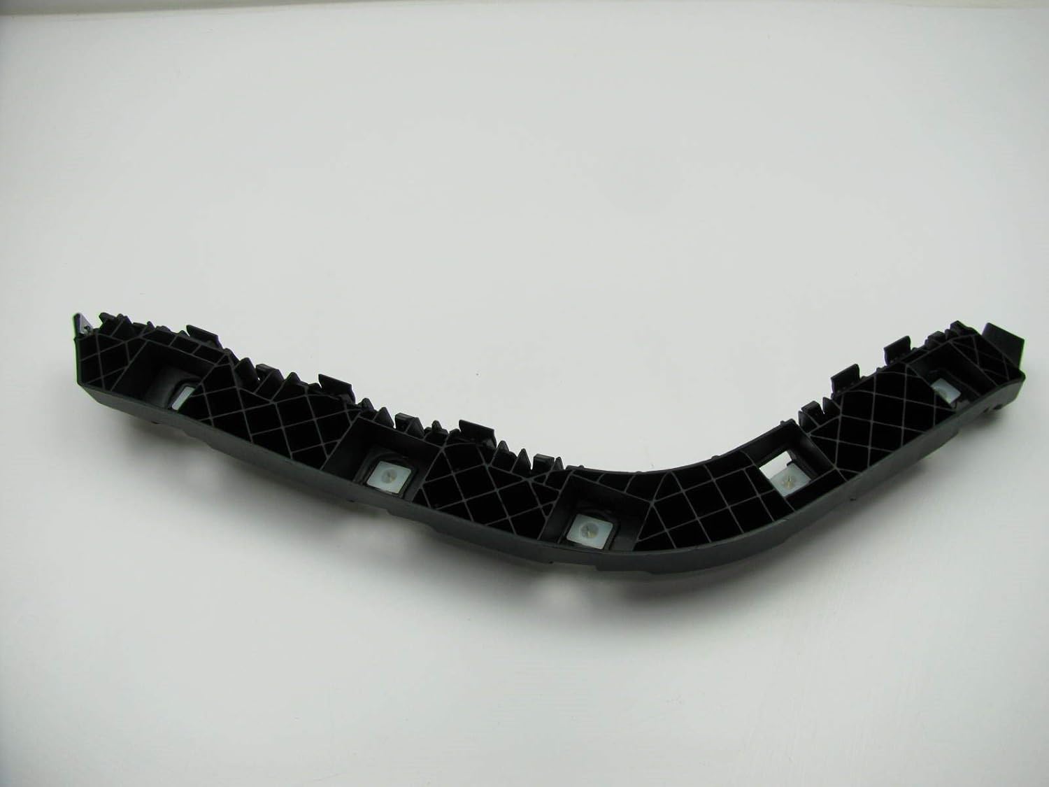 Amazon.com: Genuine Hyundai 86613-3V000 Bumper Bracket Assembly, Rear ...