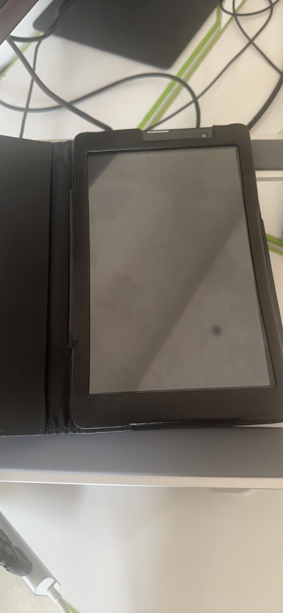 Wishtel IRA T803 Tablet with 8-inch Full HD Screen Tablet (2GB/32GB ...