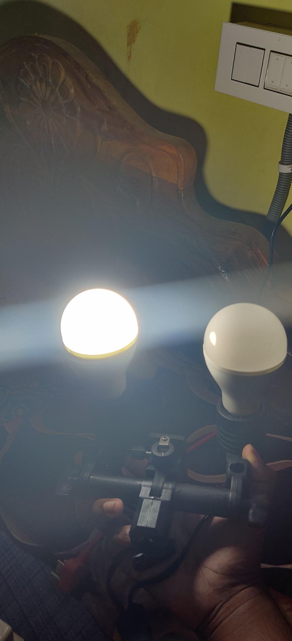 Buy Philips A67 Stellar Bright 20W E27 LED Bulb 2000lm, Cool Daylight ...