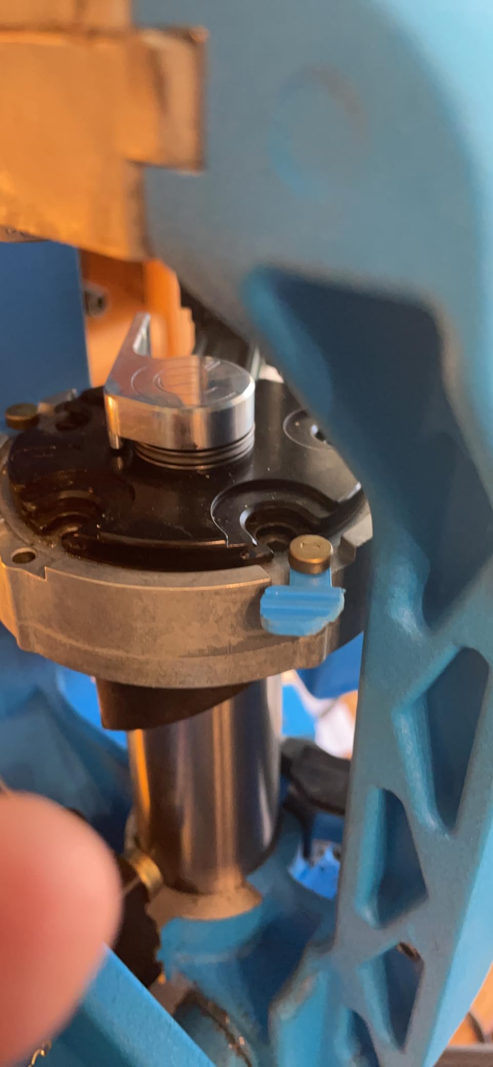 Amazon.com : Dillon Locator Pin Tabs - 12 Pack, Dillon Blue : Sports ...