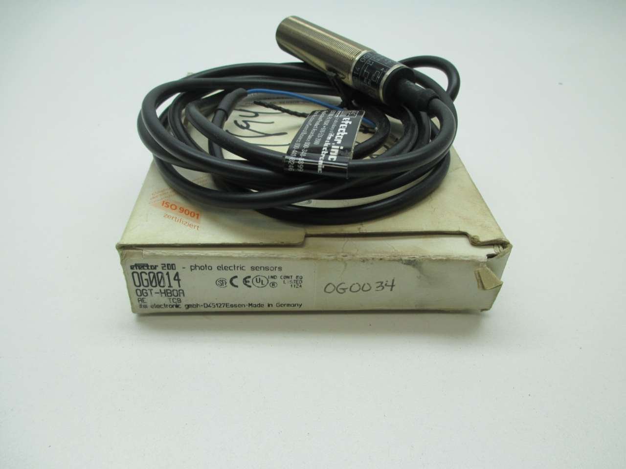 NEW IFM EFECTOR OGT-HBOA OG0014 DIFFUSE REFLECTIVE SENSOR 90-250V-AC ...