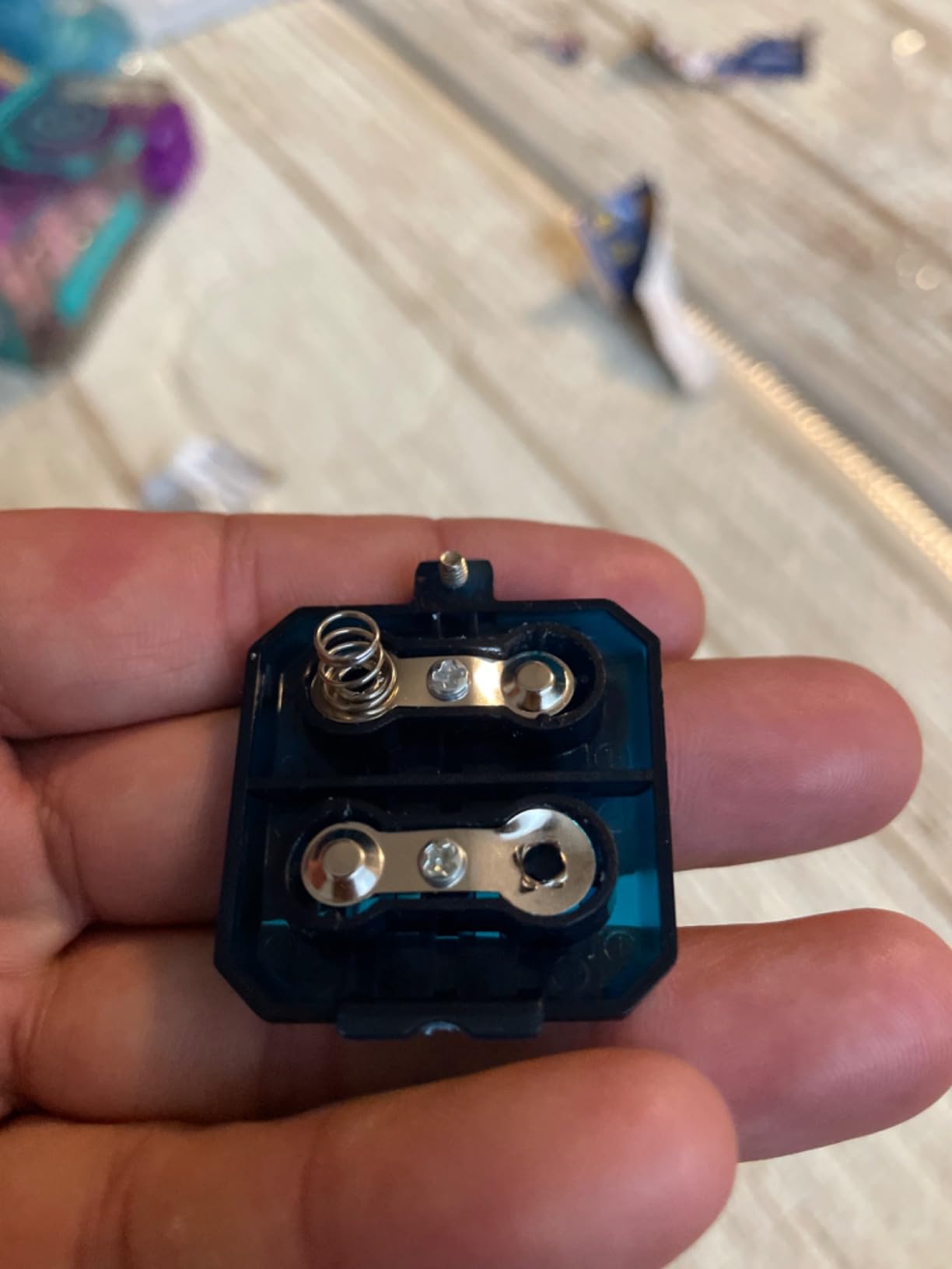 Amazon | EagleStone シャボン玉 電動 おもちゃ バブルガン 2個セット 電動シャボン玉 LEDライト 予備ボトル4瓶 10泡穴 長距離発射 液漏れ防止 ワンキースタート ...