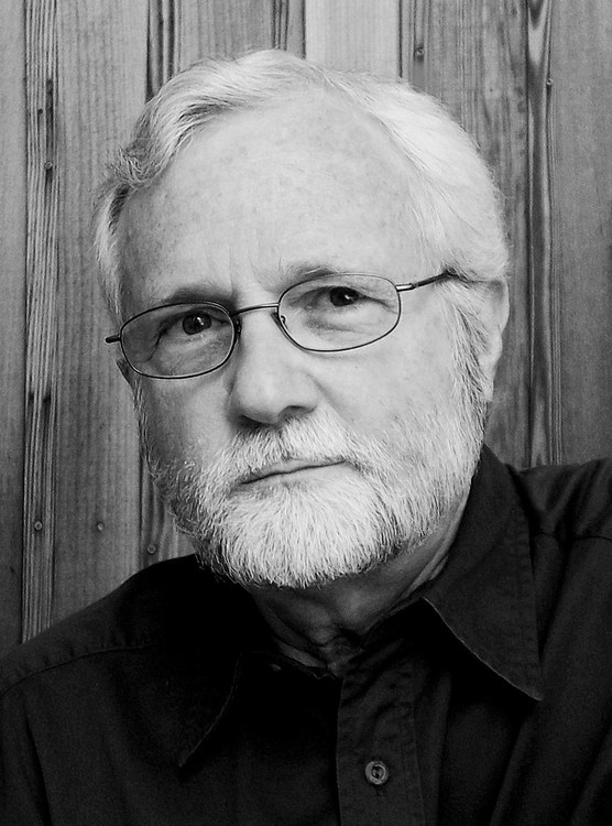 Amazon.com: Robert McGowan: books, biography, latest update