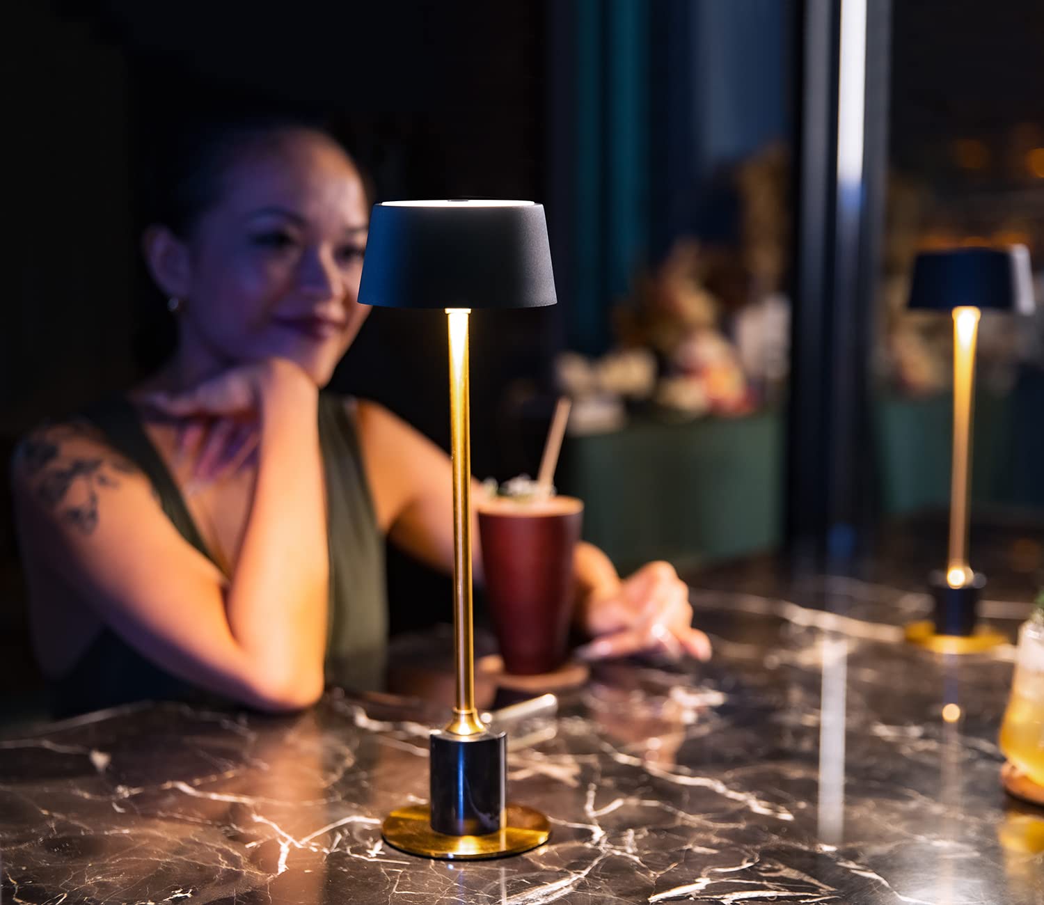 DAWALIGHT Cordless Table Lamp, Rechargeable Desk lamp, 2500mAh 3 Level ...