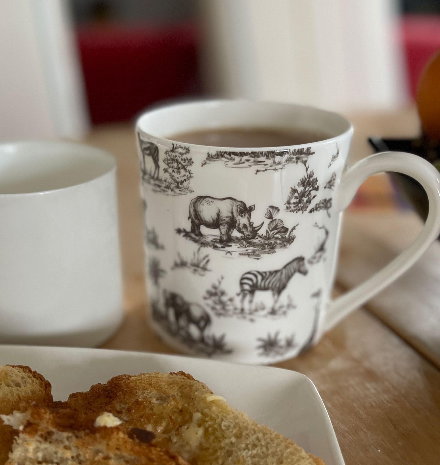 Dreamairshop Safari Animal Print Gift 1 Pint Fine Bone China Mug (Black ...