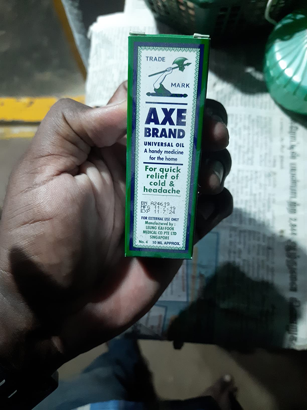 Axe Brand Universal Oil Pack of 2 (Original from Singapore) Quick Pain ...