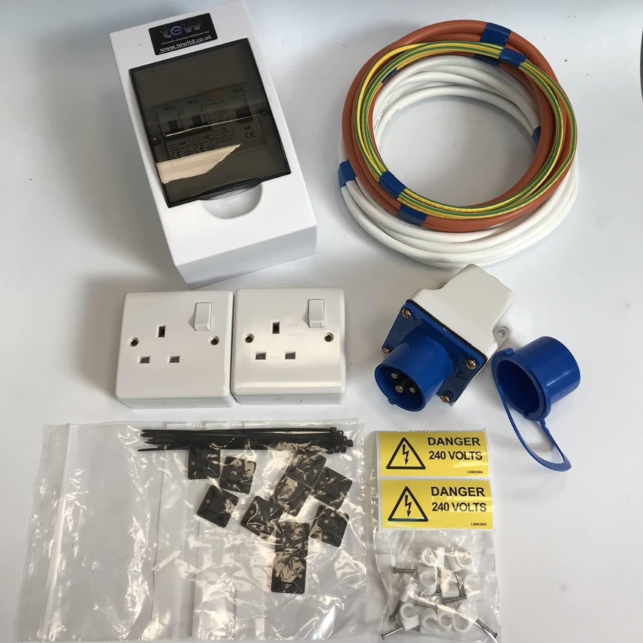 AEP MAINS 240V 16A FLUSH HOOK UP RECTANGLE SOCKET CARAVAN CAMPER VAN RV ...