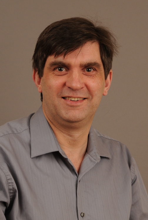 Amazon.com: Peter Reynolds: books, biography, latest update