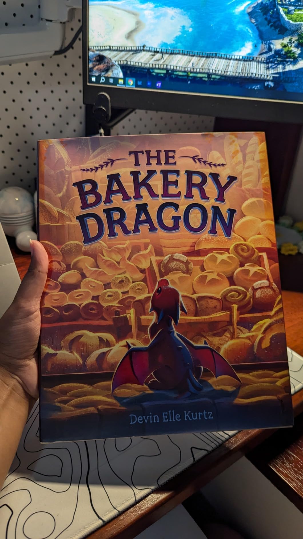 The Bakery Dragon : Kurtz, Devin Elle: Amazon.com.au: Books