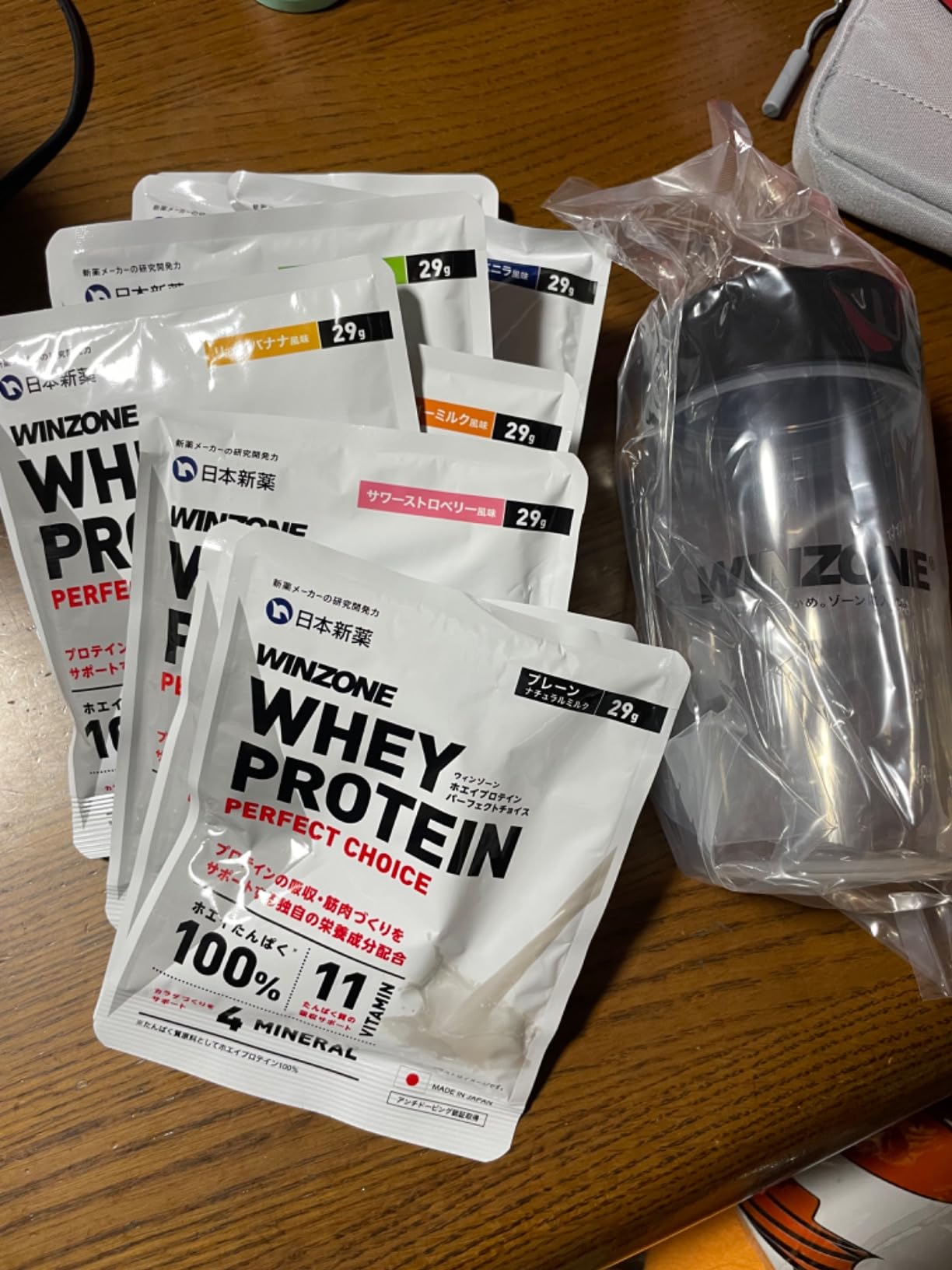 Amazon | 【シェイカー付き】日本新薬 WINZONE（ウィンゾーン）ホエイプロテインお試し 9食セット（プレーン、マイルドチョコ、イチゴ、バナナ、マンゴー、バニラ、抹茶、パイン、濃厚 ...