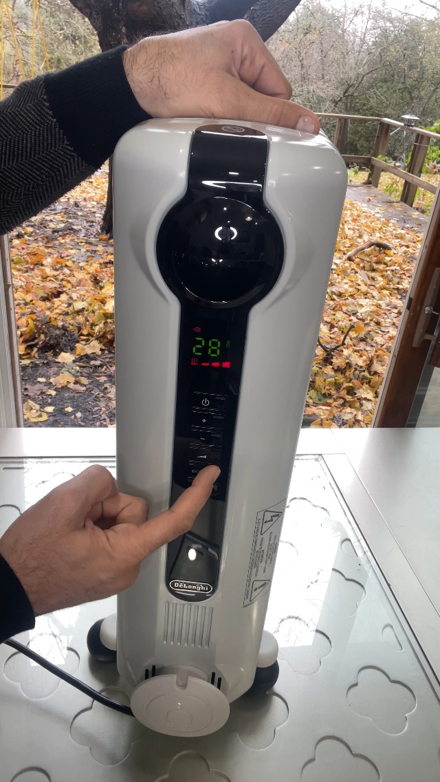 Watch "Must Watch" DeLonghi Oil filled Radiator Heater on Amazon Live