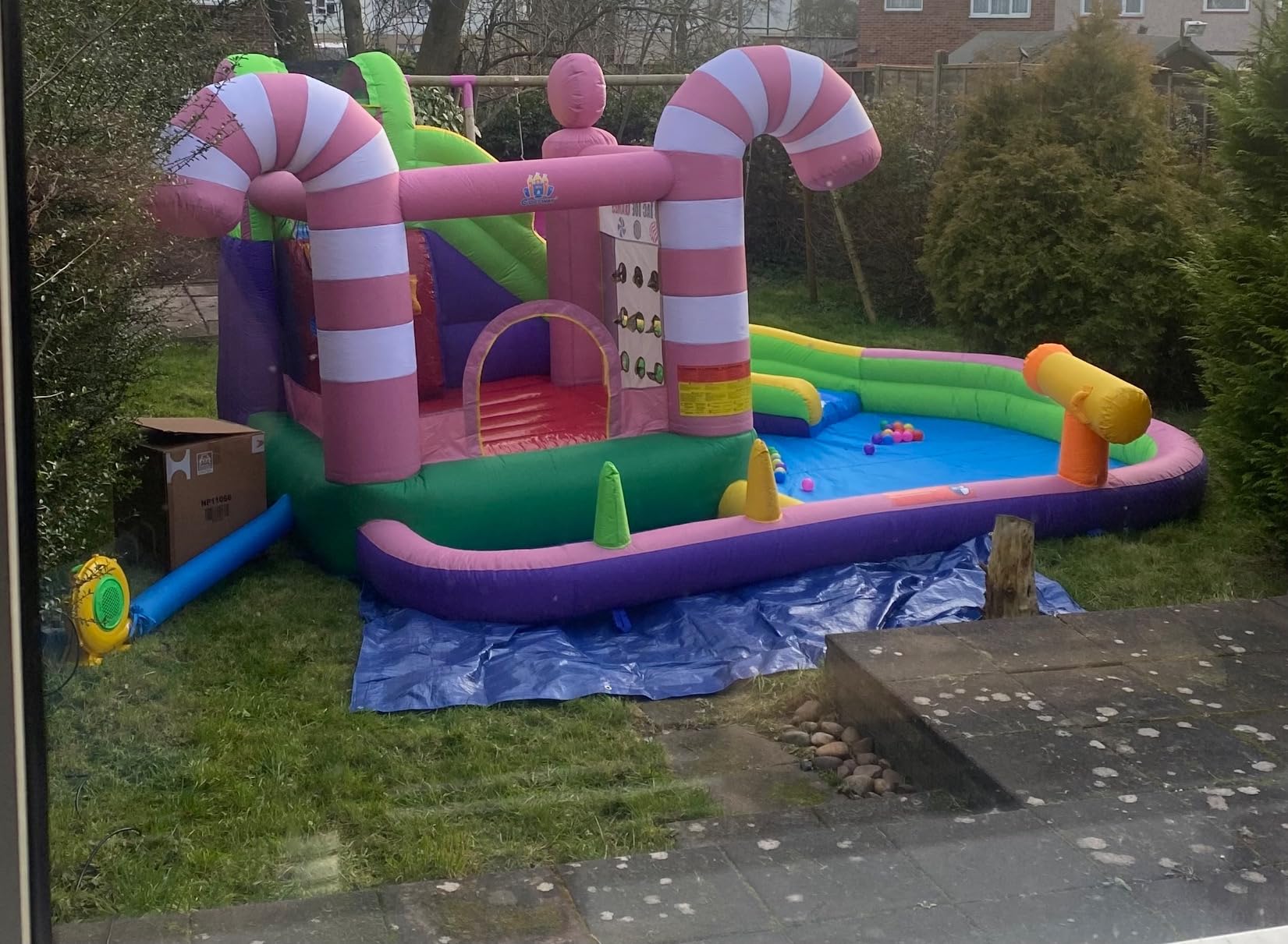 COSTWAY Kids Inflatable Water Park with Slide, Climbing Wall, Water ...