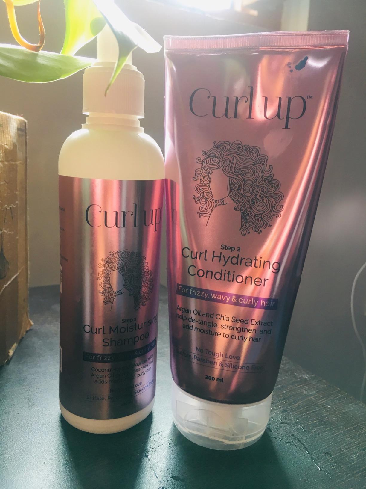 Buy Curl Up Moisturising Curly Hair Shampoo - For Dry Frizzy, Wavy ...