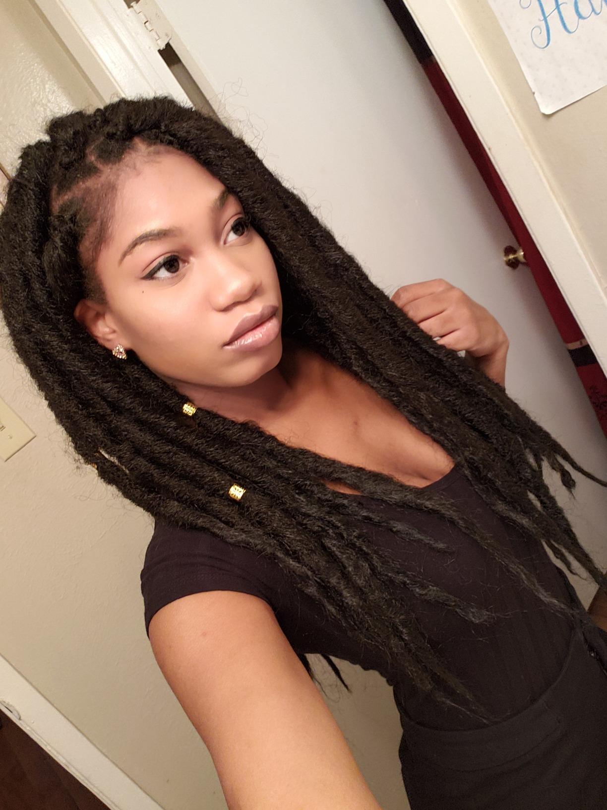 Amazon.com : Bobbi Boss BAE Locs 20" Crochet Interlocking (1B) : Beauty ...