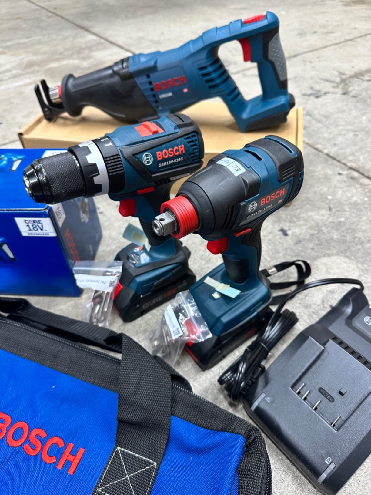 $24/mo - Finance BOSCH GXL18V-601B25 18V 6-Tool Combo Kit with 2-In-1 ...