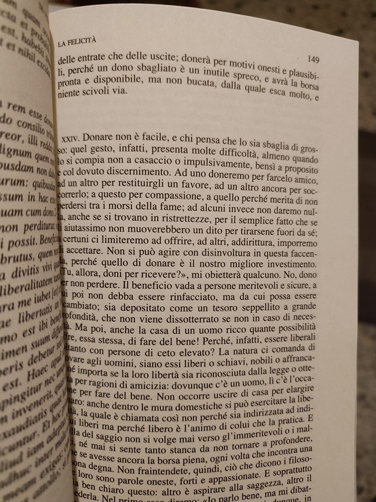 Amazon.it: L'arte di essere felici - Seneca, . - Libri