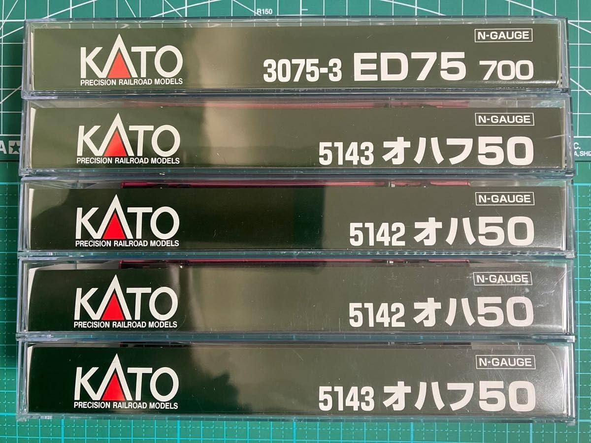 Amazon.co.jp: 全て 国鉄奥羽本線のレッドトレイン KATO ED75-700 50系客車4両編成 : おもちゃ