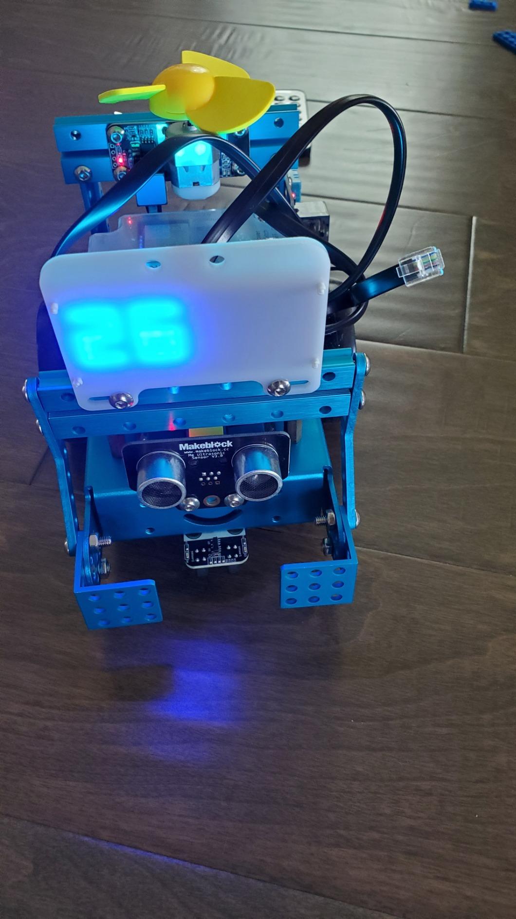Amazon.com: Makeblock Perception Gizmos Add-on Pack for mBot/Starter ...