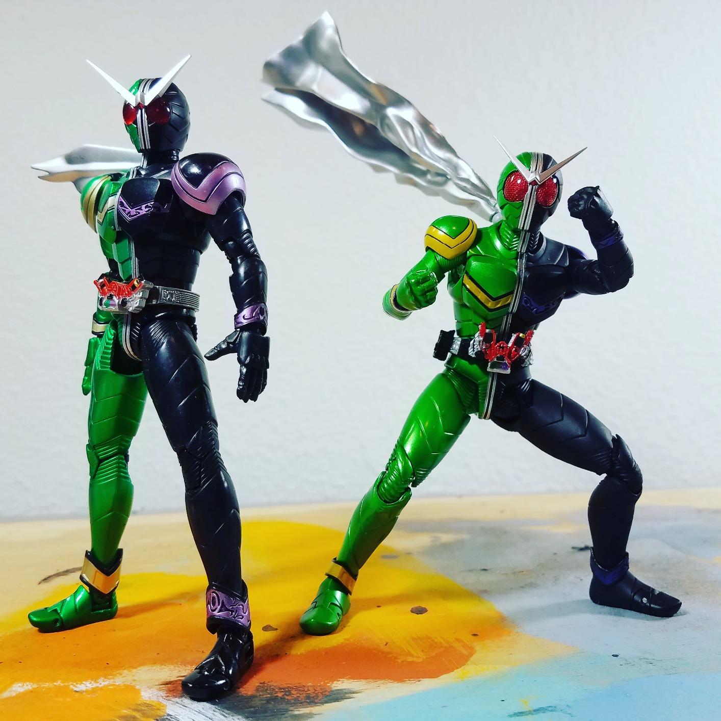 Amazon.com: Bandai Tamashii Nations Cyclone Joker "Kamen Rider W ...