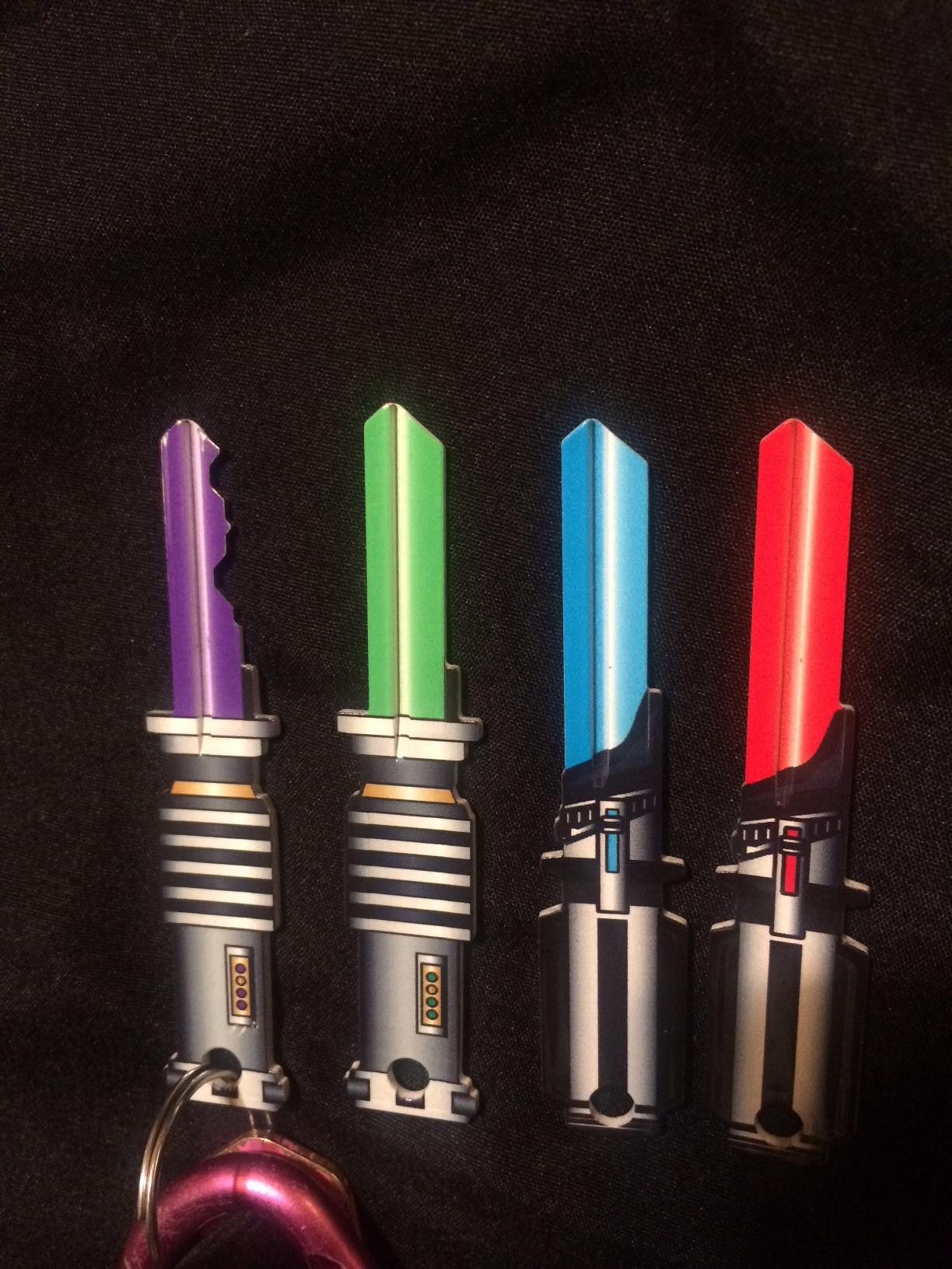 Amazon.com : Set of 4 Saber Shaped Space Keys™ - Weiser WR5 WR3 ...