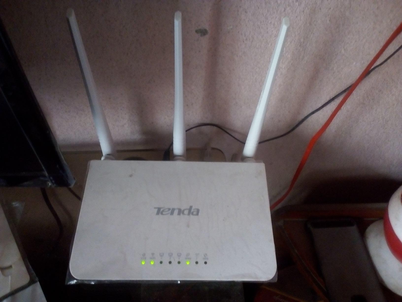 Tenda N300 Wireless Wi-Fi Router with High Power 5dBi Antennas (F3 ...