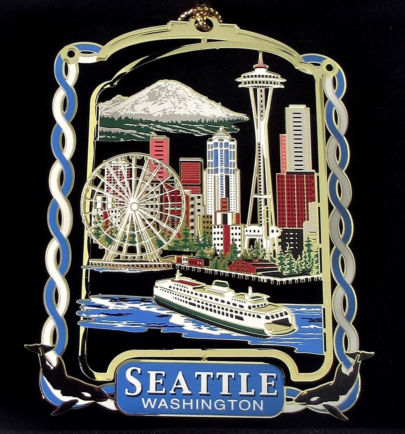 Amazon.com: Seattle Washington City Skyline Christmas Ornament : Home ...