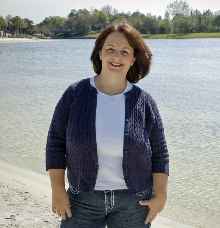 Amazon.com: Vivi Barnes: books, biography, latest update