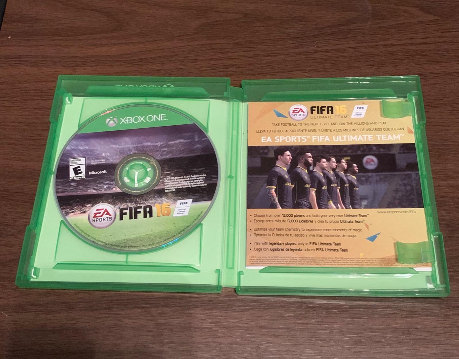 Amazon.com: FIFA 16 - Standard Edition - Xbox One : Electronic Arts ...