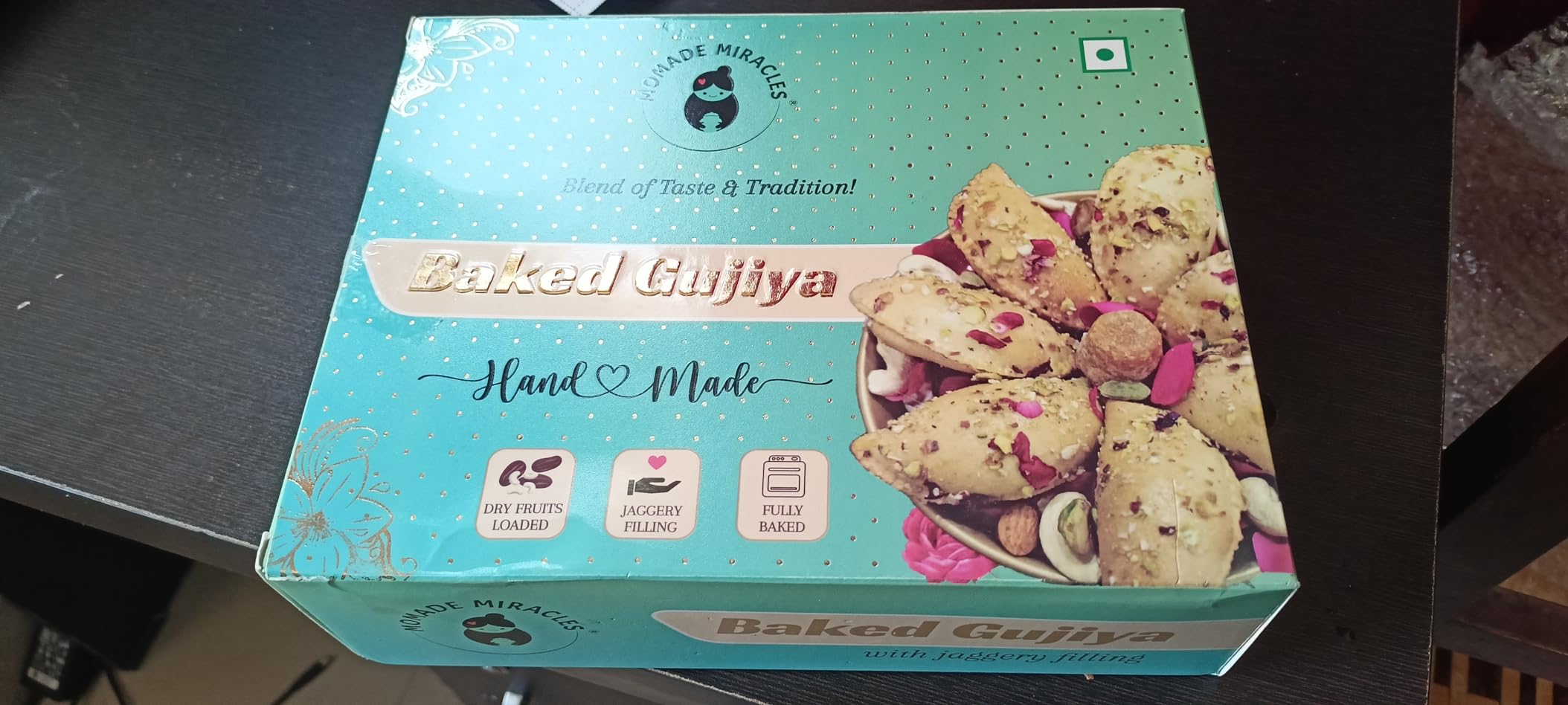 Momade Miracles Baked Gujiya | Indian Sweets Mithai box for Holi Gifts ...