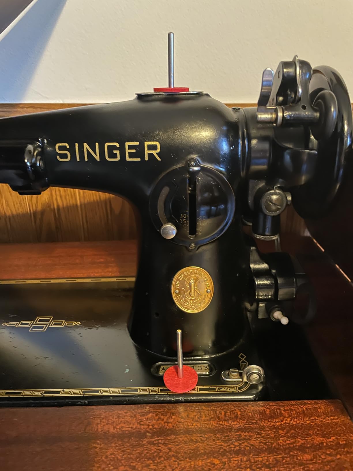 Amazon.com: YEQIN 2 Pcs Metal Vintage Domestic Sewing Machine Spool ...