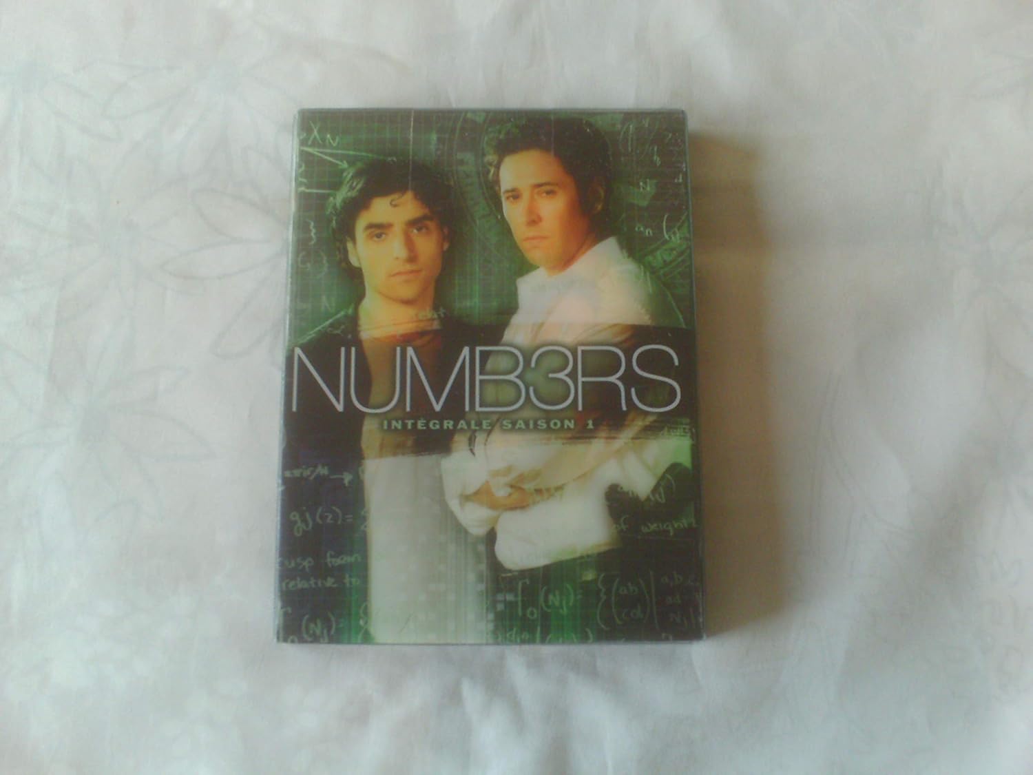 Numbers : L'intégrale saison 1 - Coffret 4 DVD: DVD et Blu-ray : Amazon.fr