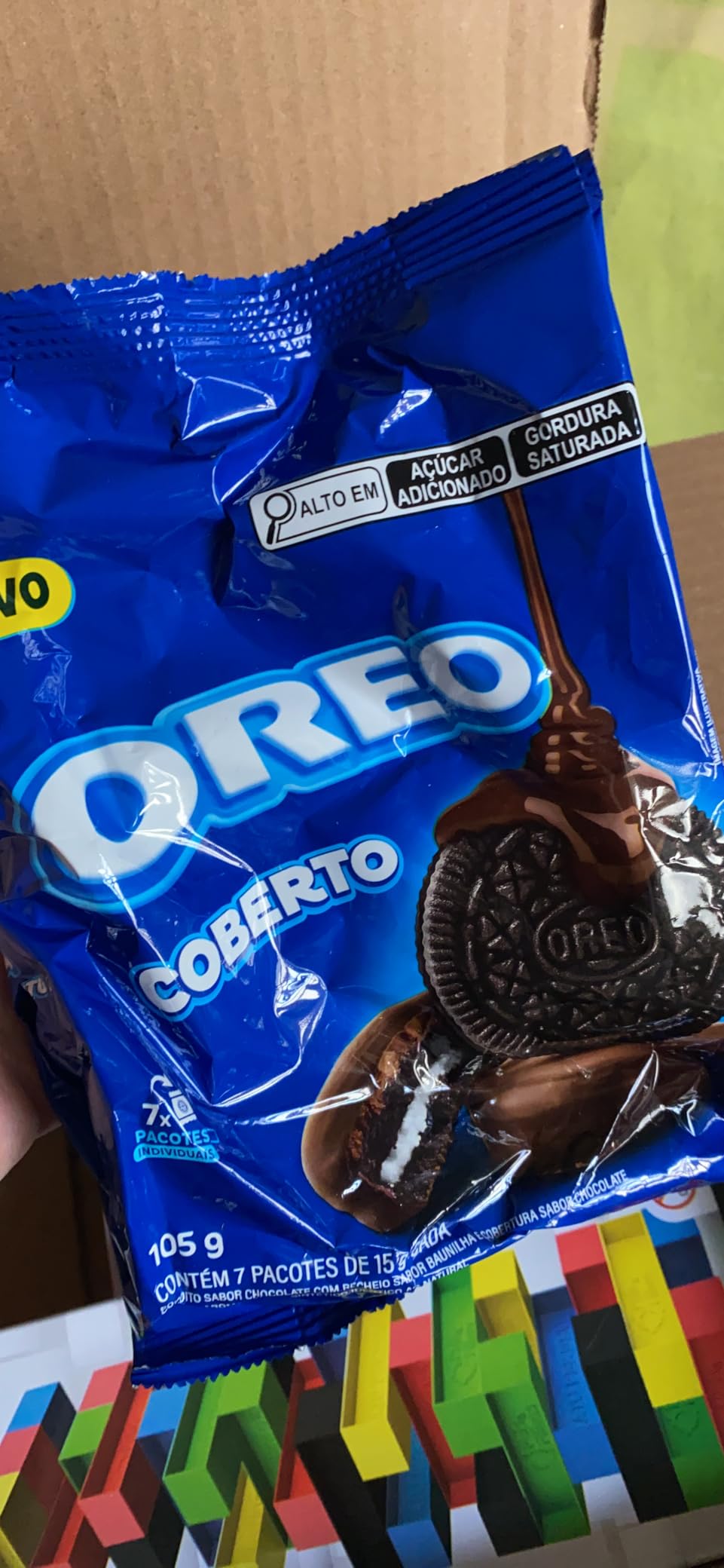Biscoito recheado Oreo Com Cobertura De Chocolate 105G : Amazon.com.br ...