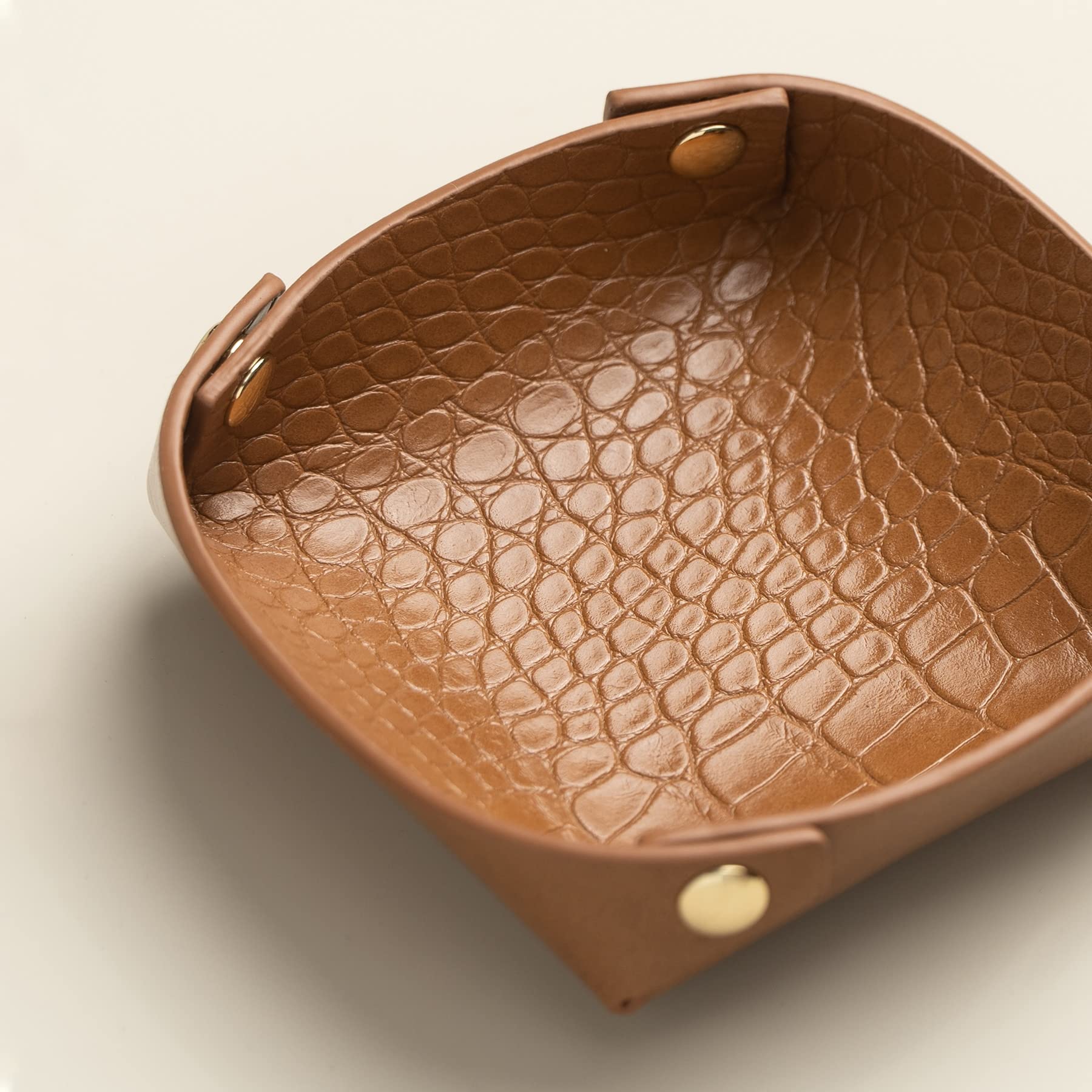 Snapklik.com : OLETHA Aesthetic Small Jewelry Dish