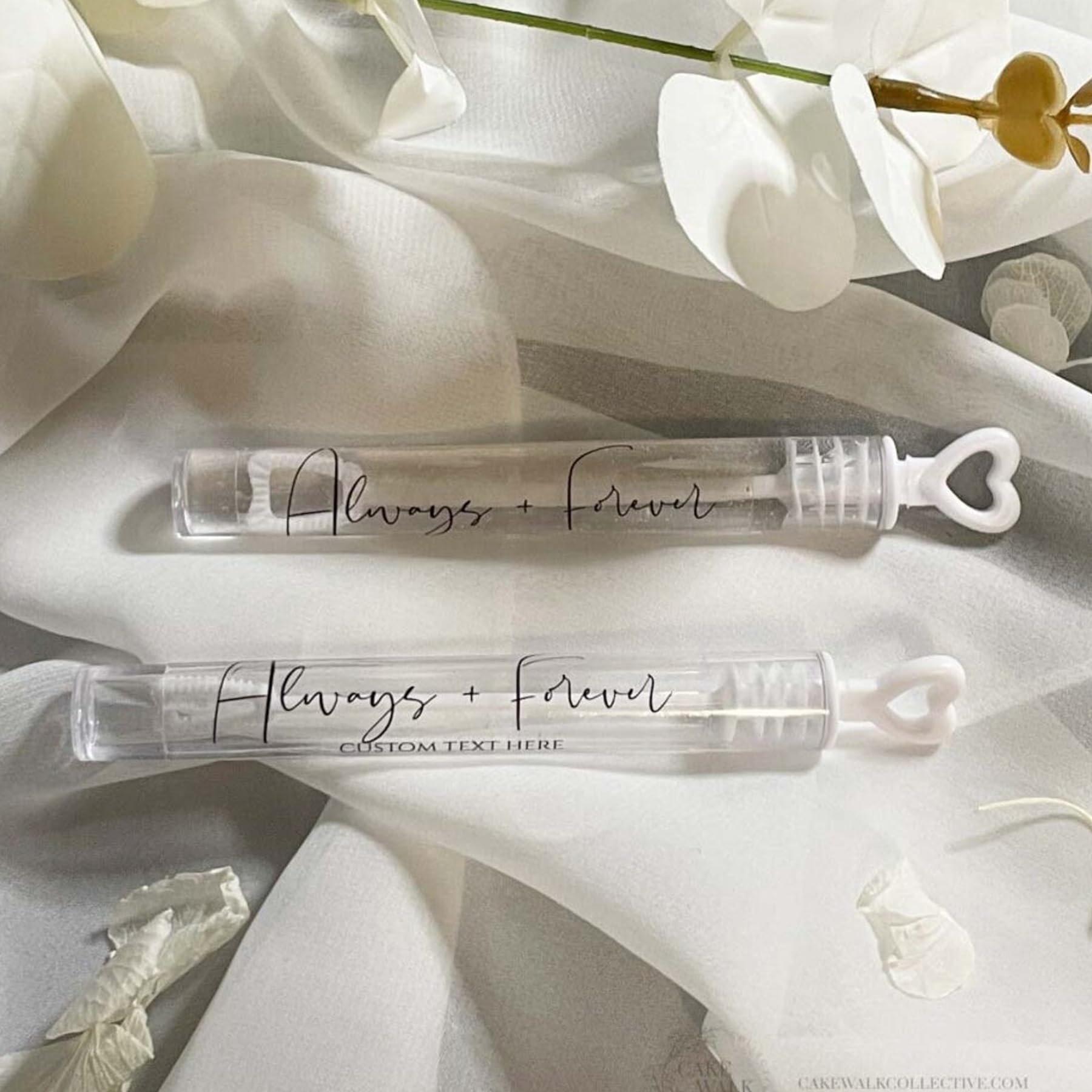 Personalized wedding bubbles 60 photos - Astyledwedding.com