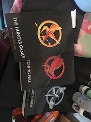 The Hunger Games Complete Trilogy eBook : Collins, Suzanne: Amazon.co ...