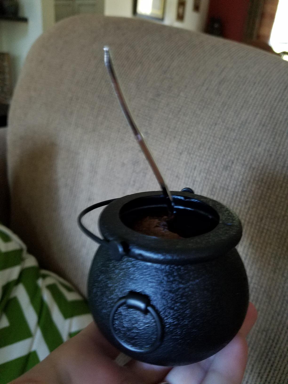 Amazon.com: HAPPY DEALS ~ 24 Mini Cauldron Kettles Cups - Halloween Toy ...