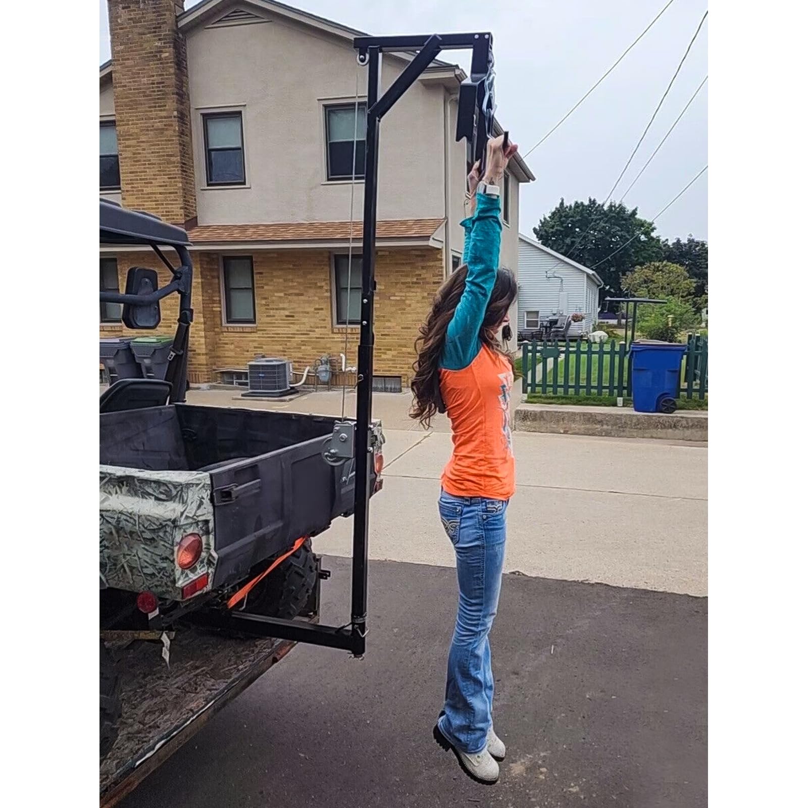 Snapklik.com : 2 Hitch Mounted Deer Hoist 600 Lbs Capacity Deer Hitch ...