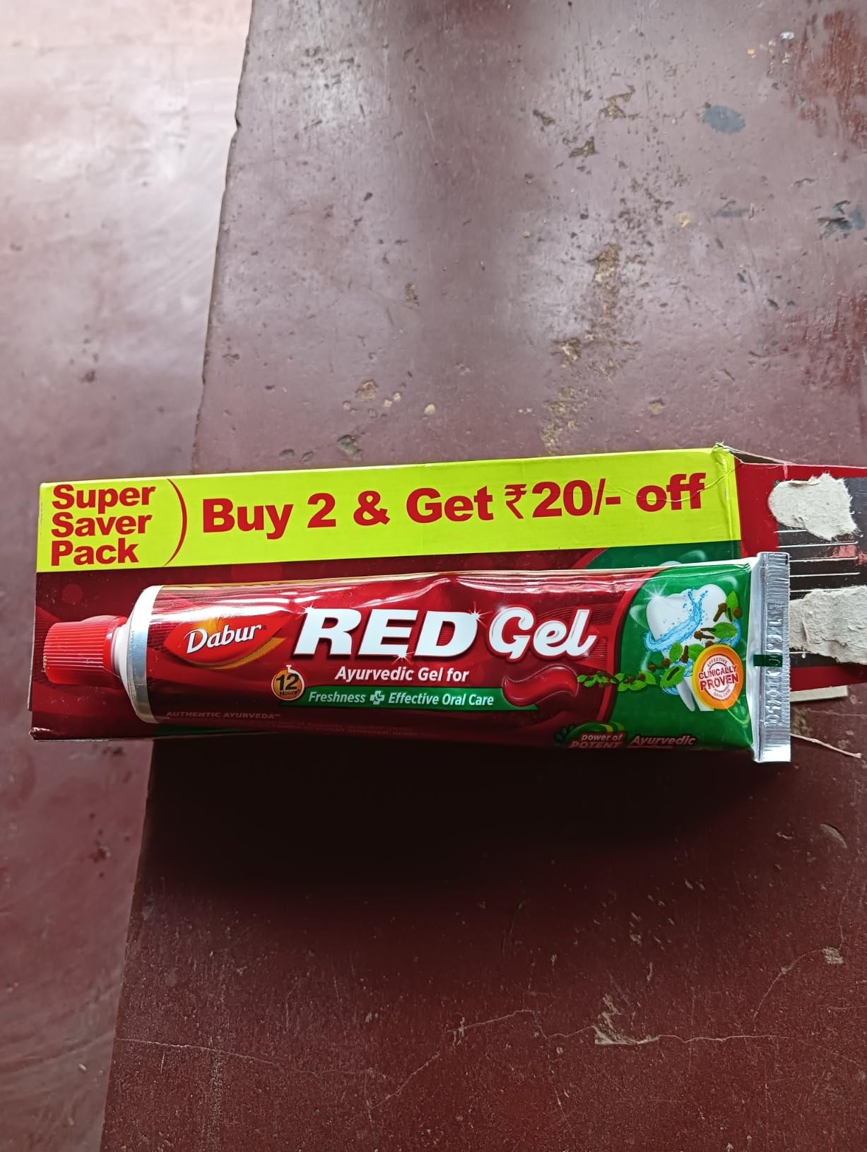 Buy Dabur Red Gel Ayurvedic Toothpaste - 300g (150g x 2, Pack of 4 ...