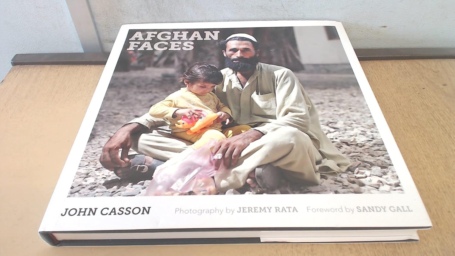 Afghan Faces : John Casson, Sandy Gall, Jeremy Rata: Amazon.co.uk: Books