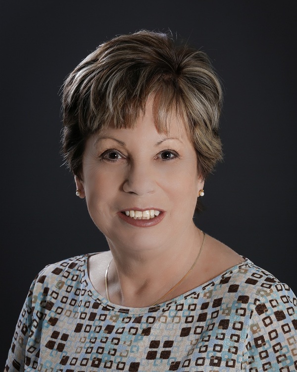 Amazon.com: Catherine Manning Muir: books, biography, latest update