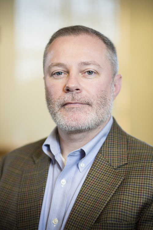 Amazon.com: Andrew Latham: books, biography, latest update