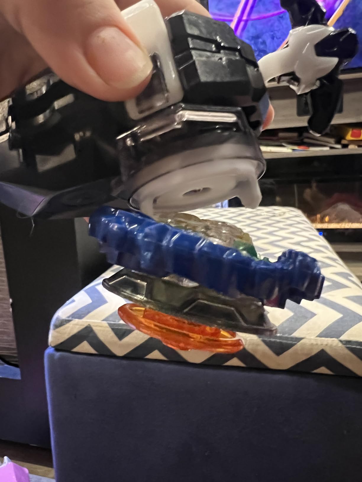 Amazon.com: Battling Top Burst Stadium Battle Game Set,4 Spinning Tops ...