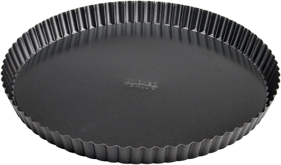 Amazon.com: Chicago Metallic Non-Stick 10-Inch Quiche Pan: Tart Pan ...