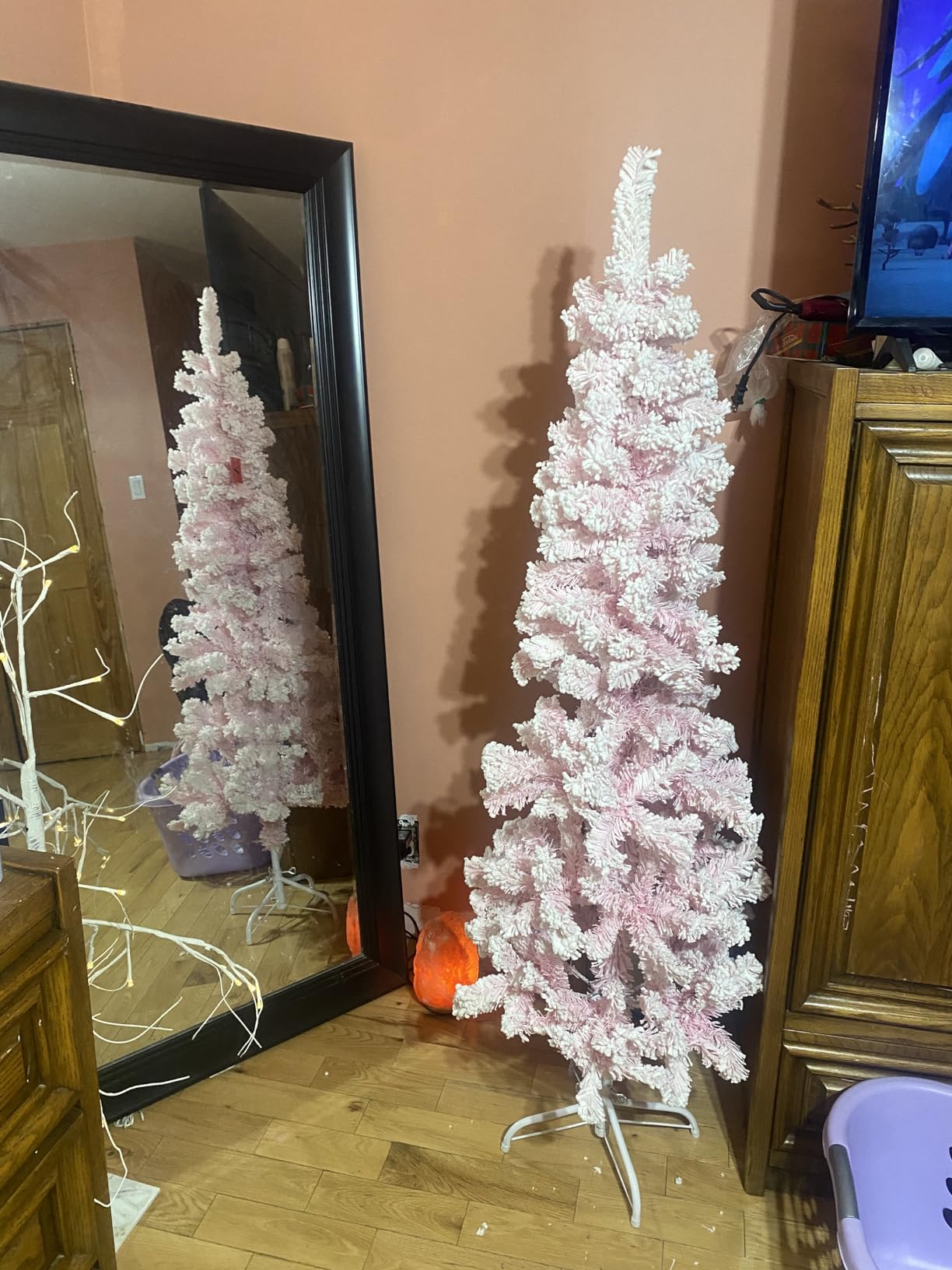 HOMCOM 6 FT Snow Flocked Artificial Christmas Tree, Pencil Xmas Tree with Realistic Branches ...