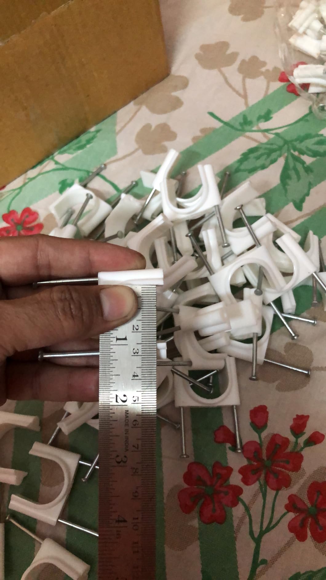 Hi-PLASST 20mm, 3/4 inch Double Nail Pipe Cable Clip Wire Fastener ...